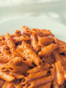 How to Make Gigi Hadid Pasta (Spicy Vodka Pasta) - Cooking Frog