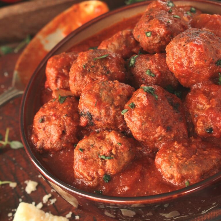 Juicy Italian Meatballs Recipe with Tomato Sauce - Cooking Frog