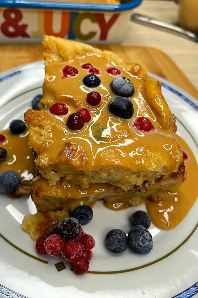 Italian Bread Pudding with Vanilla-Infused Sauce - Cooking Frog