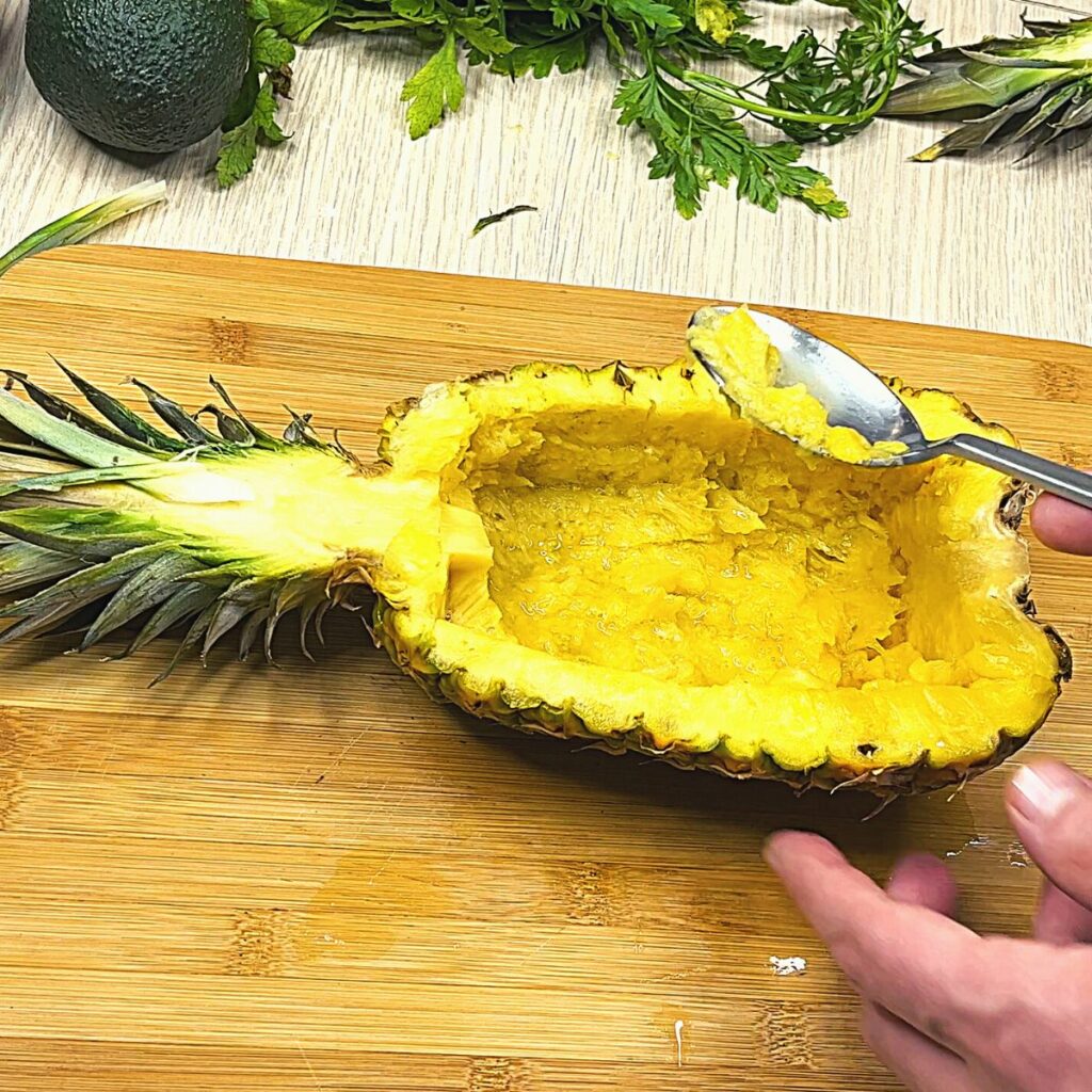 How to Make a Pineapple Boat - Cooking Frog