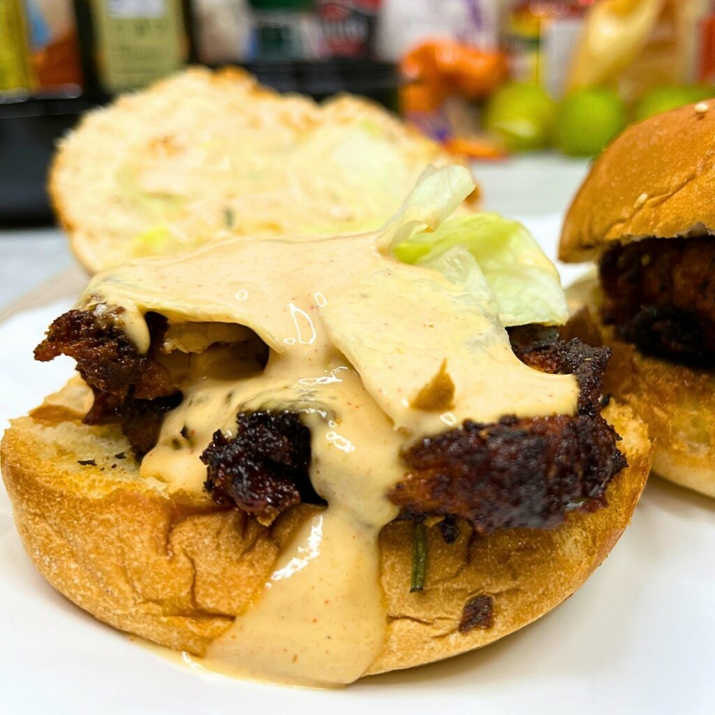 Alabama White Blackened Chicken Sandwich - Cooking Frog